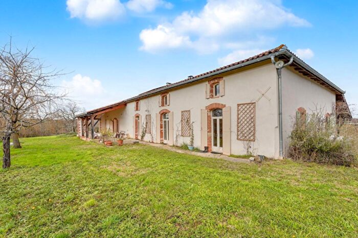 Maison à vendre - Castelnau-Picampeau - 8 pièces - 4 chambres