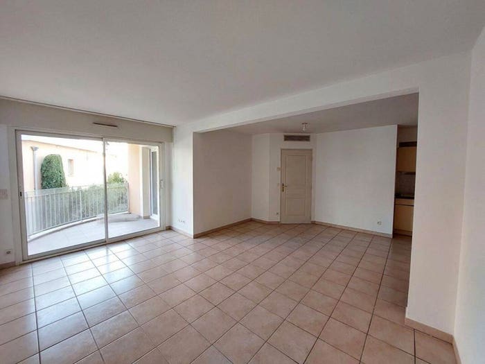 Temps Perdu-La Trinque, Manosque - Appartement 2 pièces à louer