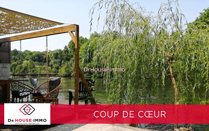 Maison à vendre - Ruelle-sur-Touvre - 5 pièces - 4 chambres