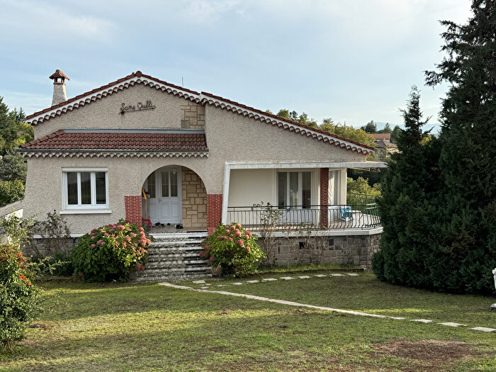 Maison à vendre - Annonay, Centre-ville - 5 pièces - 3 chambres