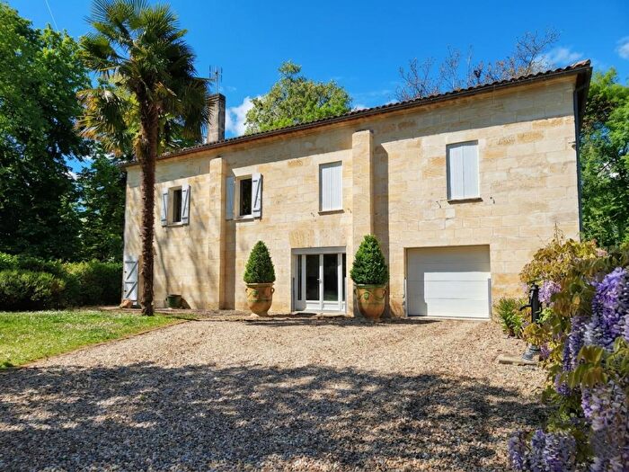 Maison 5 pièces à Coutras, à vendre