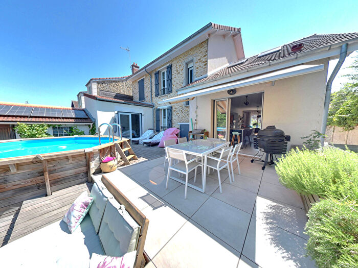 Tournan-en-Brie - Maison 7 pièces à vendre