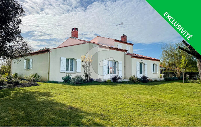 Maison 6 pièces à vendre à La Jonchère