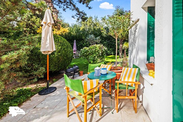 Créteil, Bords de Marne : Maison 7 pièces à vendre