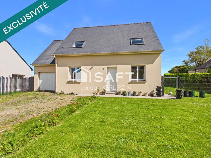 Maison à vendre - Saint-Jean-du-Doigt - 5 pièces - 4 chambres
