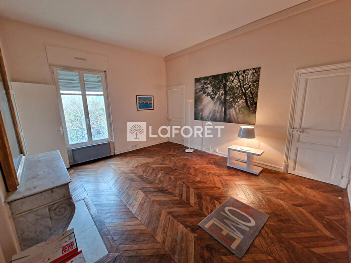 Appartement à vendre - Fontainebleau, Constance, Fleury - 2 pièces - 1 chambre