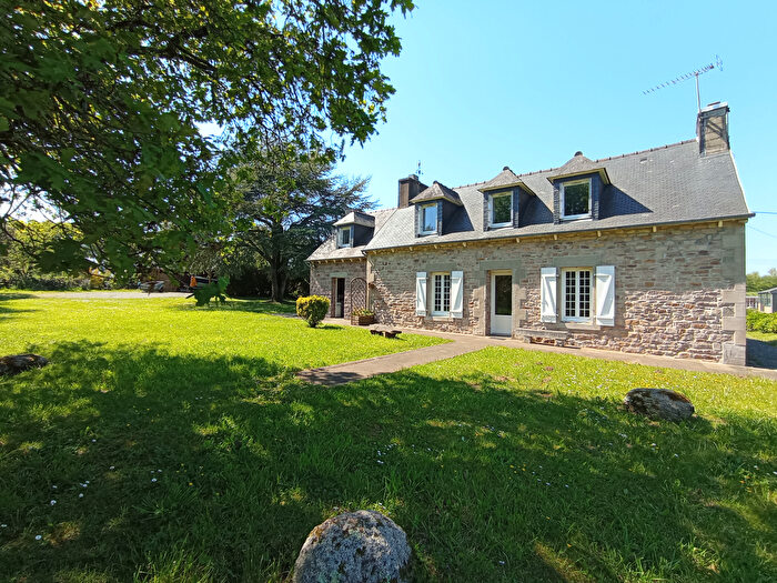 Maison à vendre - Pléhédel - 5 pièces - 4 chambres