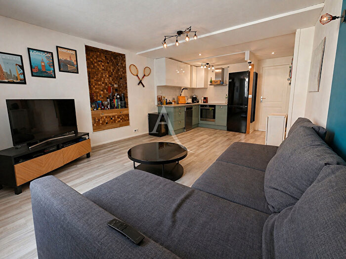 Appartement à vendre - Pau, XIV Juillet - 3 pièces - 2 chambres