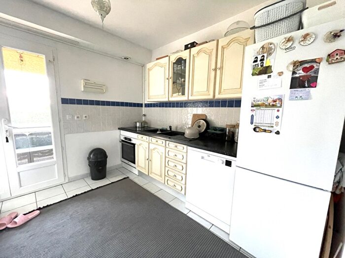 Maison à vendre - Alès, Prairie, Promelles, Fb du Soleil - 5 pièces - 3 chambres