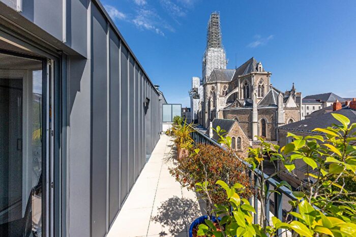 Appartement 4 pièces à vendre à Nantes, Saint-Clément, Jardin des plantes, Caserne Lamoricière
