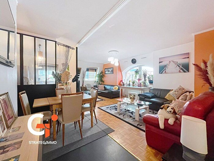 Appartement 4 pièces à louer - Saint Clément-Jardin des Plantes-Grammont, Rouen