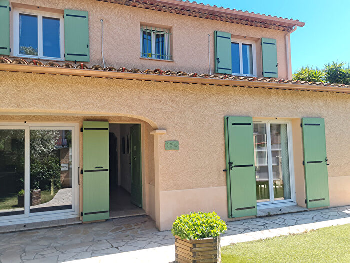 Maison 7 pièces à vendre - Sainte-Maxime, Saquèdes, Quilladou, Garonnette, Golfe