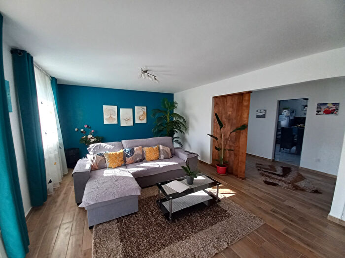 Maison à vendre - Mirande - 5 pièces - 4 chambres