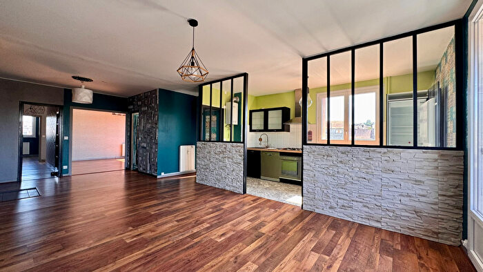 Appartement 4 pièces à Montluçon, Centre-ville, Les Forges, à vendre