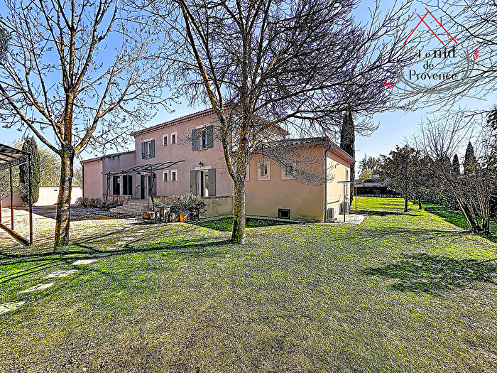 Maison à vendre - Le Thor - 7 pièces - 5 chambres