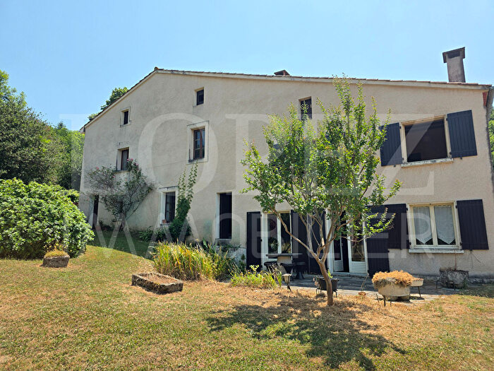 Maison à vendre - Aiguefonde - 5 pièces - 3 chambres