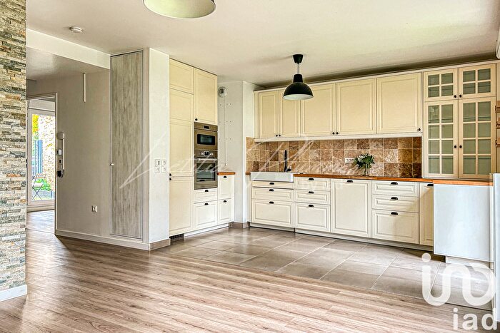 Maison à vendre - Poissy, La Coudraie - 4 pièces - 3 chambres