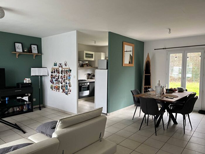 Maison à louer - Mios - 4 pièces - 3 chambres