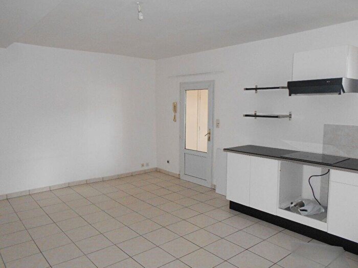 Charly-sur-Marne : Appartement 3 pièces à louer