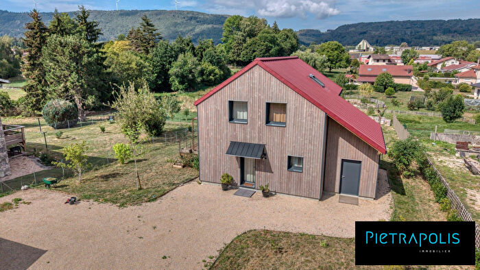 Maison 4 pièces à Vieu-d'Izenave, à vendre