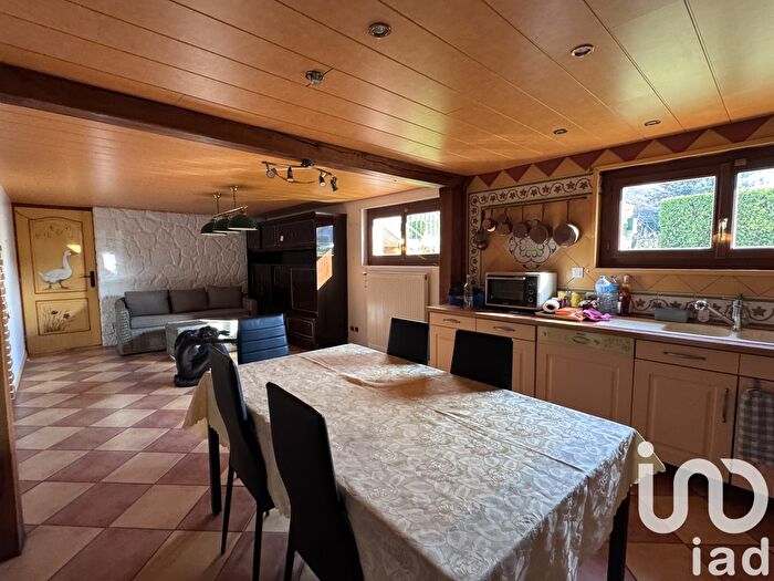 Maison à vendre - Unienville - 7 pièces - 3 chambres