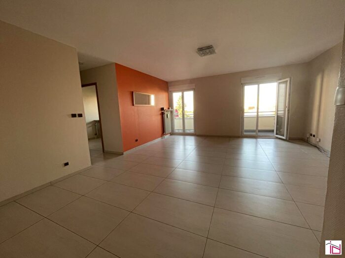 Appartement à vendre - Saint-Louis, Centre-ville - 3 pièces - 2 chambres