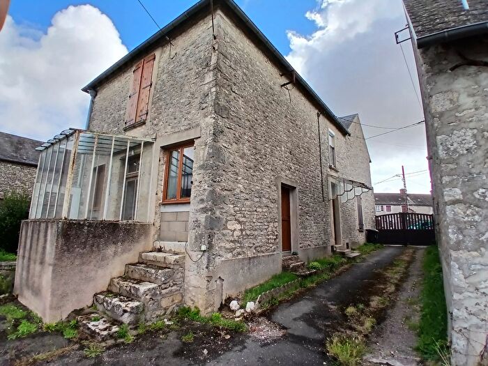 Maison à vendre - Angerville - 5 pièces - 3 chambres