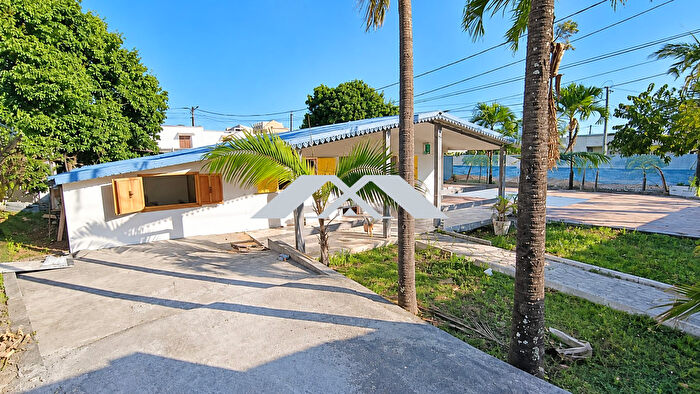 Maison 4 pièces à vendre - Saint-Pierre, Ravine des Cabris