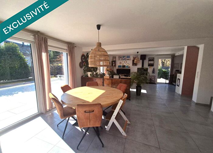 Maison à vendre - Kirchberg - 5 pièces - 3 chambres