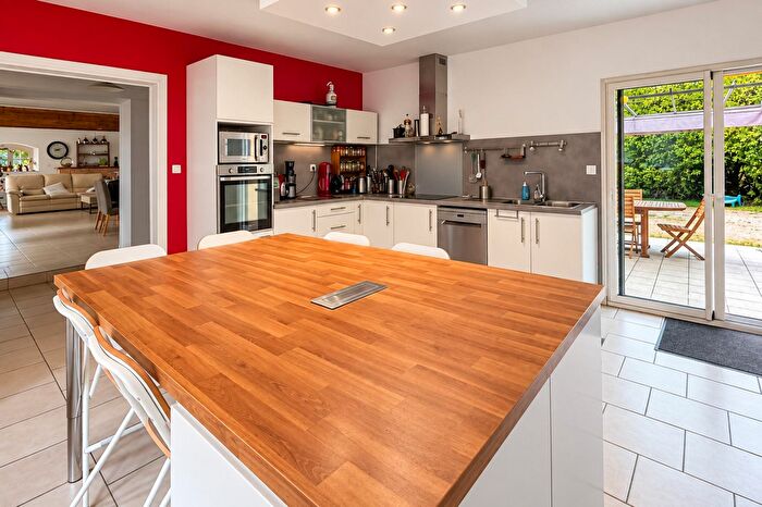 Maison 7 pièces à Changé, à vendre