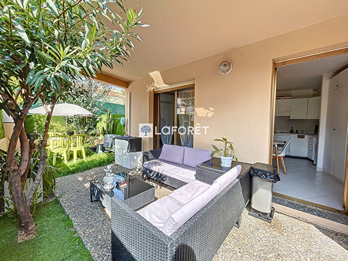 Appartement à vendre - Roquebrune-Cap-Martin, Carnolès, Gare, Cap Azur - 2 pièces - 1 chambre