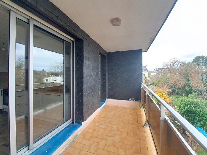 Appartement à vendre - Hennebont, Centre-ville, Kerbihan, La Grange, Kerlano - 4 pièces - 2 chambres