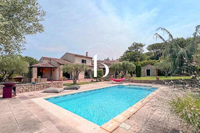 Maison 6 pièces à Sabran, à vendre