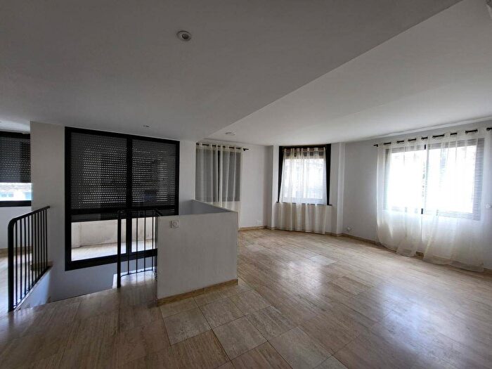 Appartement 4 pièces à louer - École Joseph Bara-Groupe scolaire Carnot-Hôtel de Ville, Agen