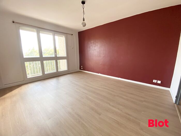 Appartement 4 pièces à louer à Quartiers Nord-Ouest, Villejean