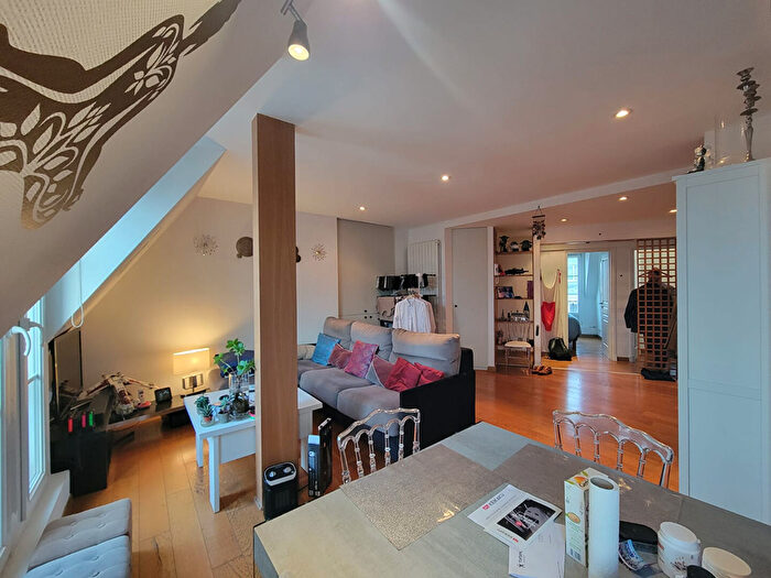 Appartement à louer - Paris e , Mouton, Duvernet - 3 pièces - 2 chambres