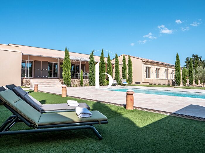 Maison à vendre - Uzès - 8 pièces - 5 chambres