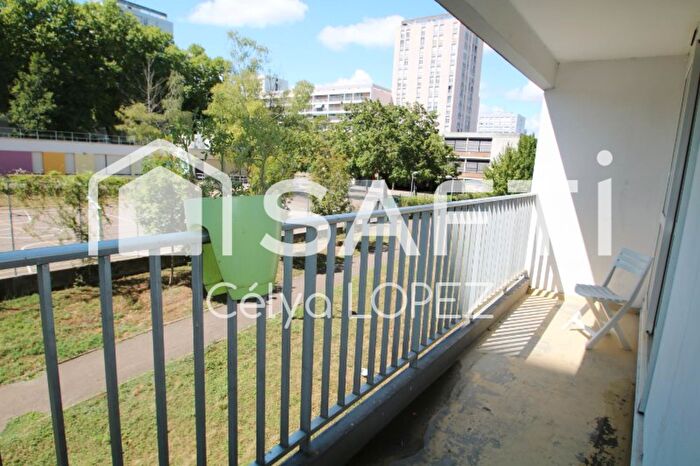 Appartement 4 pièces à vendre - Dijon, Fontaine dOuche