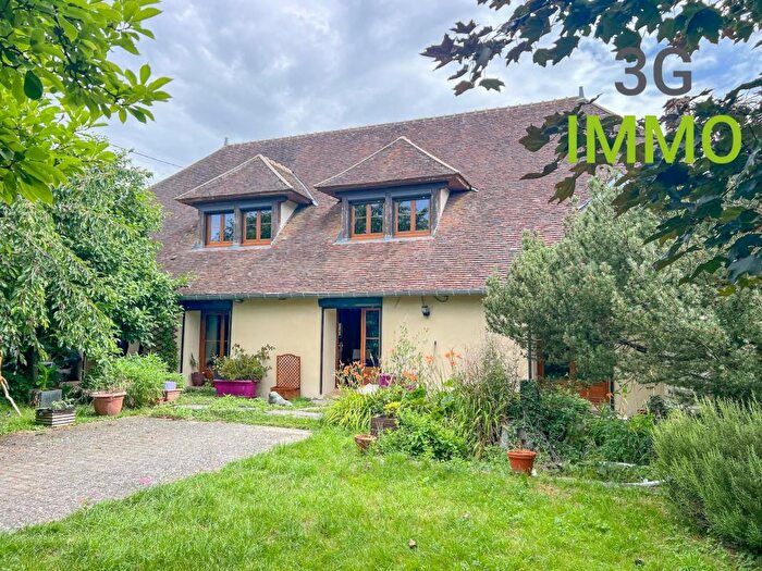 Maison 9 pièces à vendre à Houdan