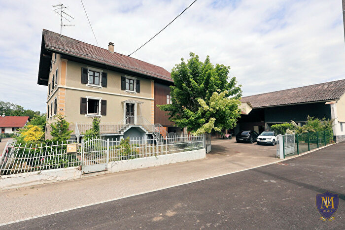 Maison à vendre - Jettingen - 6 pièces - 4 chambres