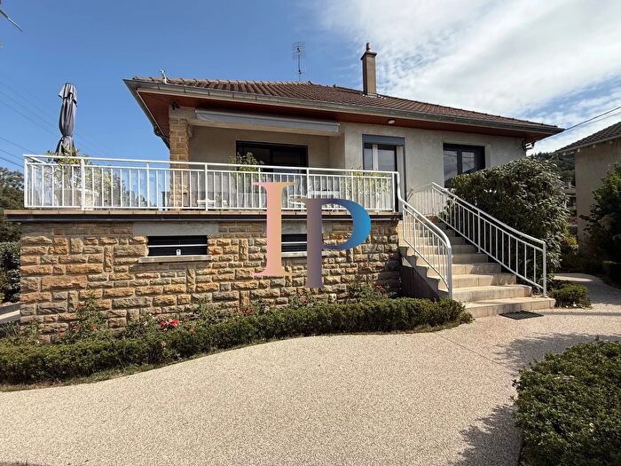 Maison 4 pièces à vendre à Chauffailles