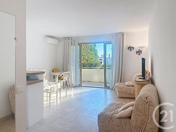 Appartement 1 pièce à vendre - Cannes, Californie Pezou