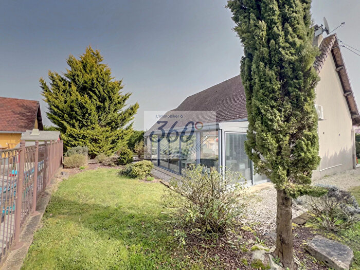 Maison 5 pièces à Louhans, à vendre