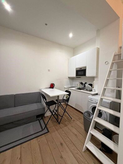 Appartement à louer - Auteuil Sud, Paris ème arrondissement - 1 pièce