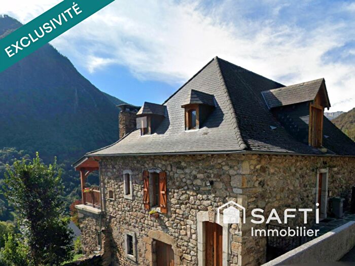 Maison à vendre - Cette-Eygun - 9 pièces - 6 chambres