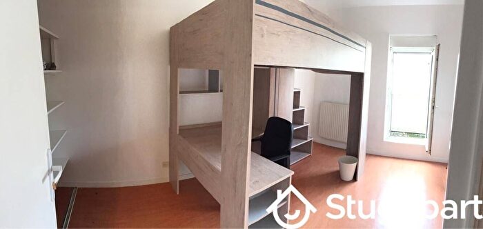 Appartement à louer - Prefecture, Cergy - 1 pièce - 1 chambre