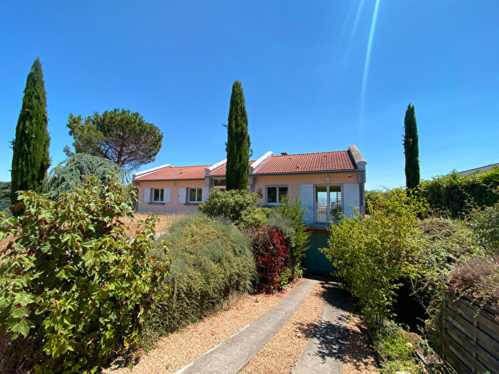 Châteaugay - Maison 6 pièces à vendre