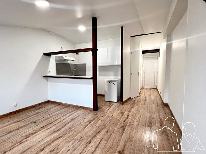 Appartement à louer - Pont-Audemer - 2 pièces - 1 chambre