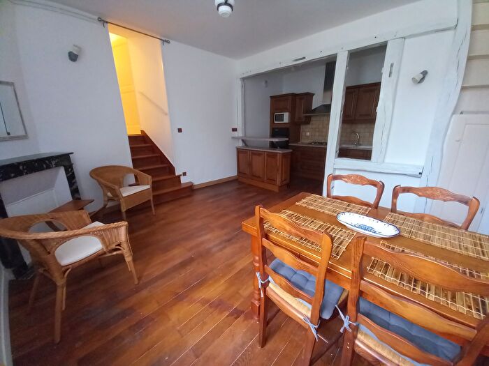 Appartement à louer - Tours, Paul Bert - 2 pièces - 1 chambre