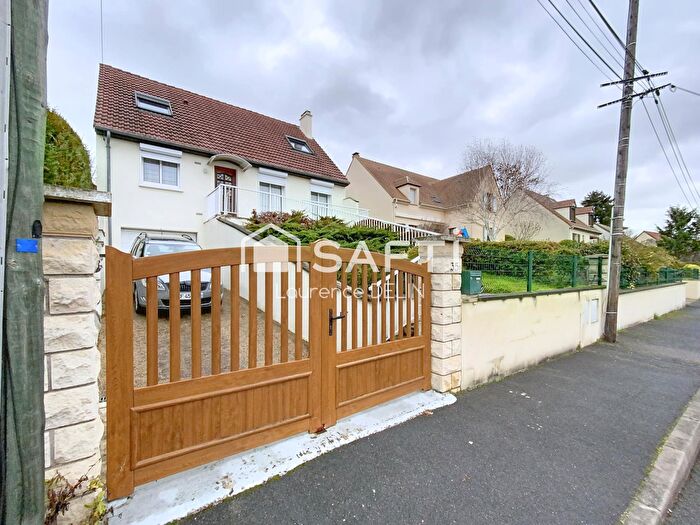 Maison à vendre - Osny, Liviliiers, Ennery, Zone Commerciale lOseraie - 6 pièces - 4 chambres